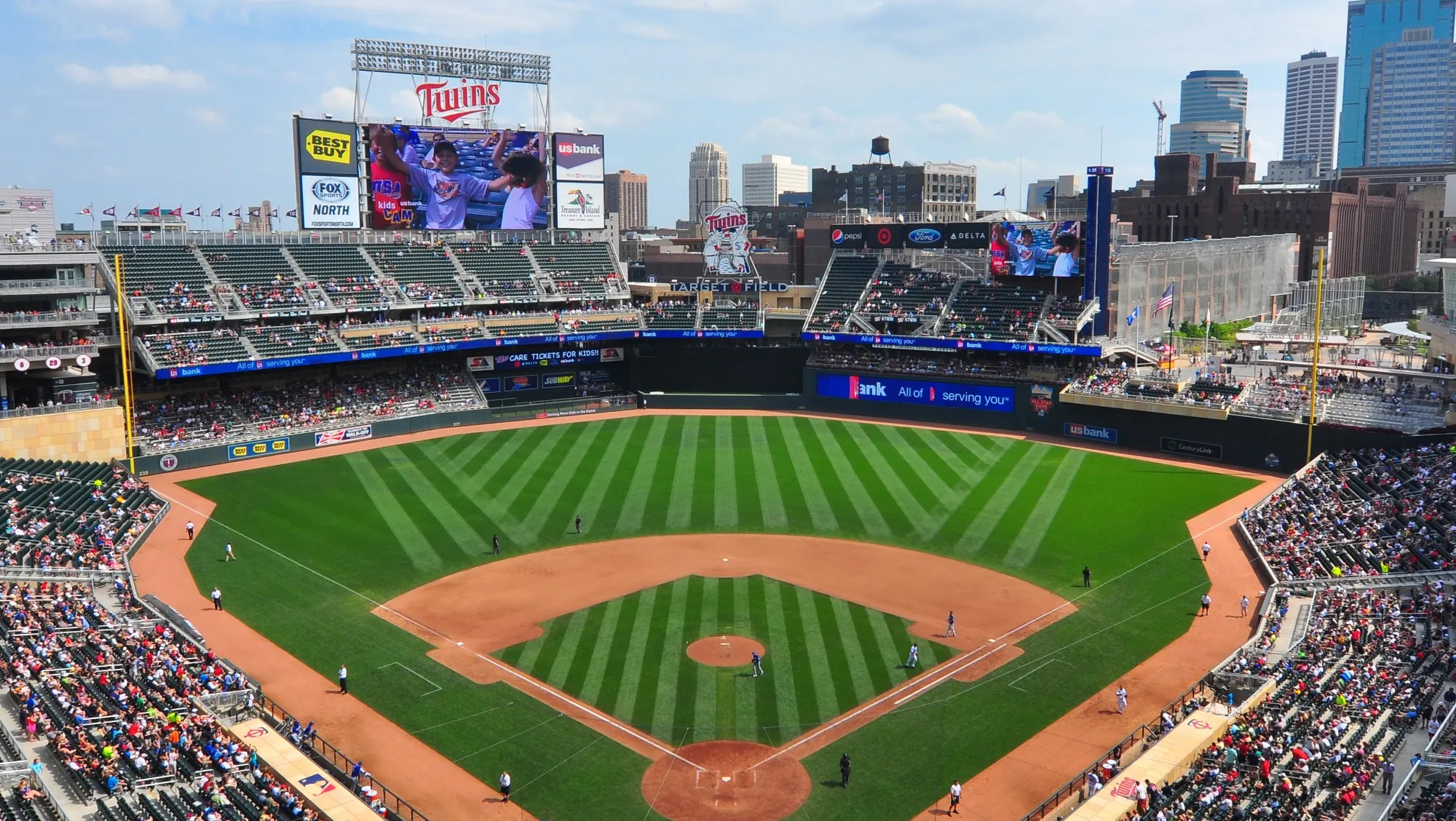 Ultimate Sports Talk – Bullseye! Unveiling the Magic of Target Field